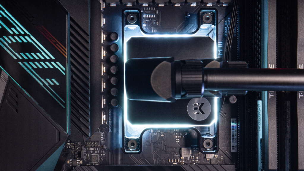 8Pack ABS Gaming PC: To Infin8y and Beyond - 8Pack - World Record ...