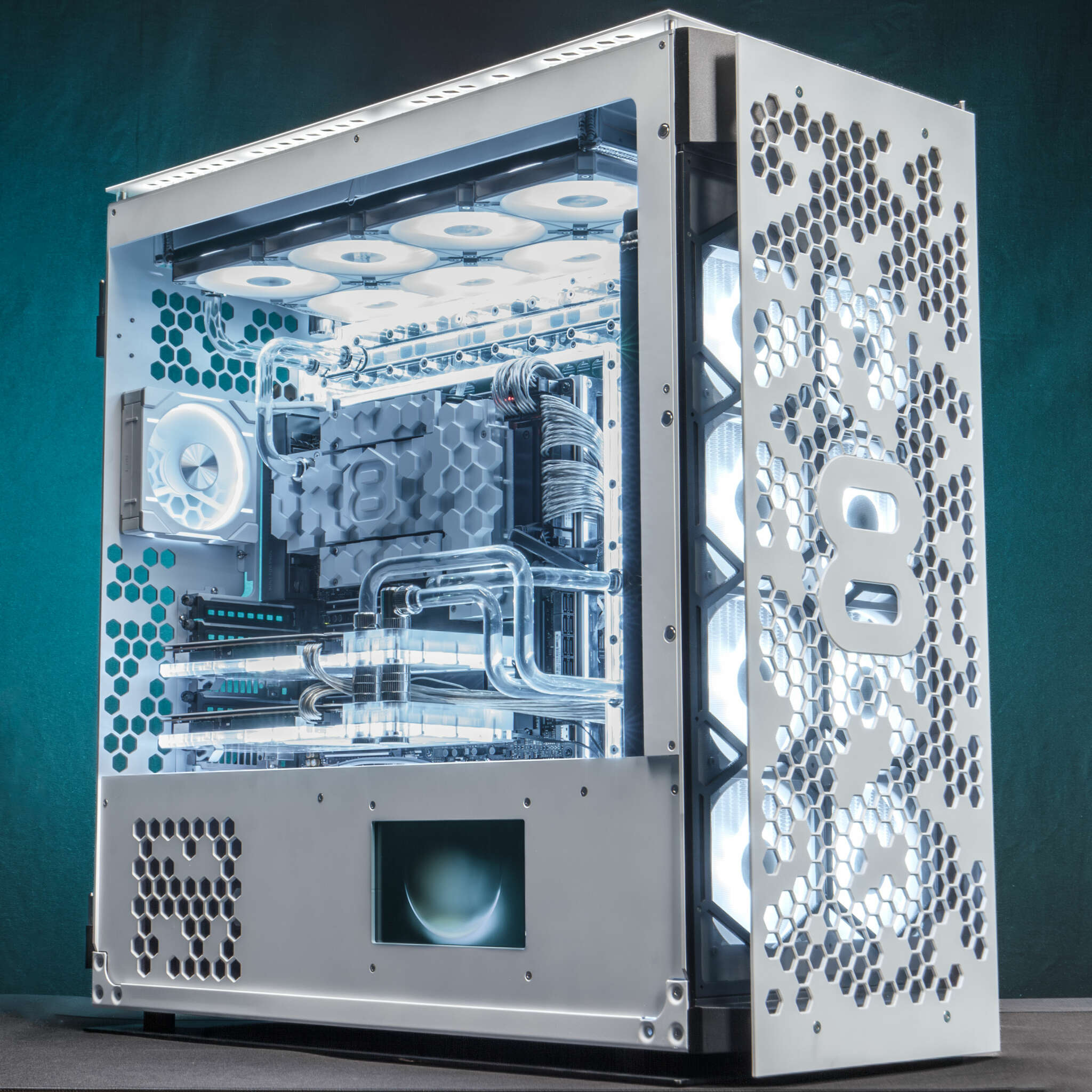 Introducing the 8Pack Domin8 PC!